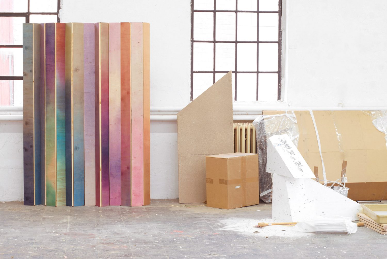 Wooden Aquarelle Objects – Studio Meike Harde
