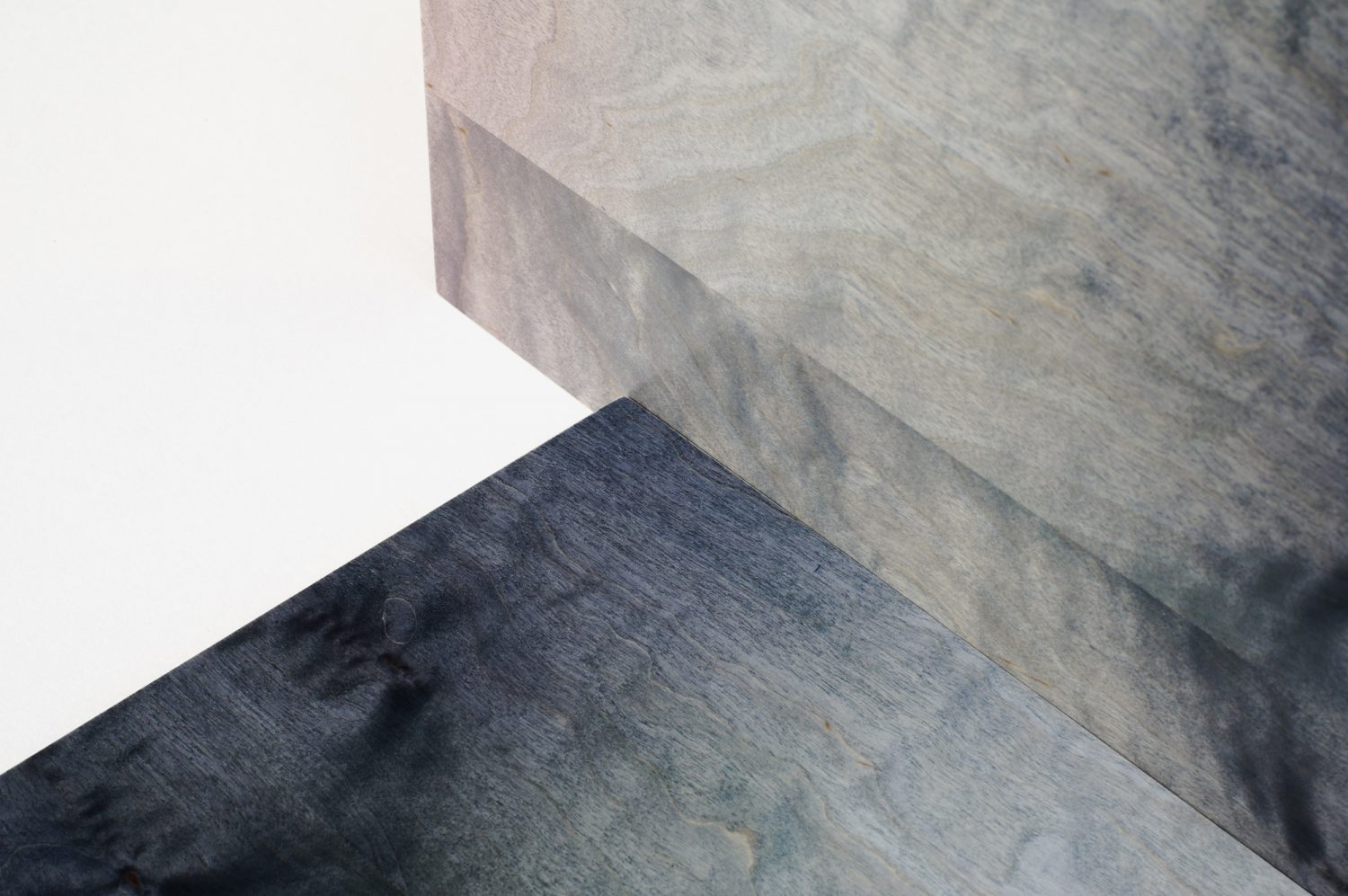 Wooden Aquarelle – dyed panels – Studio Meike Harde